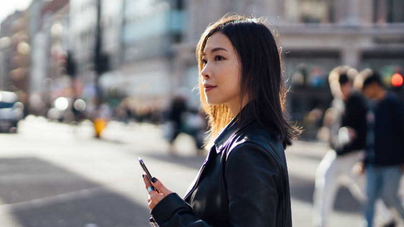 Smart moves : Fujitsu Global